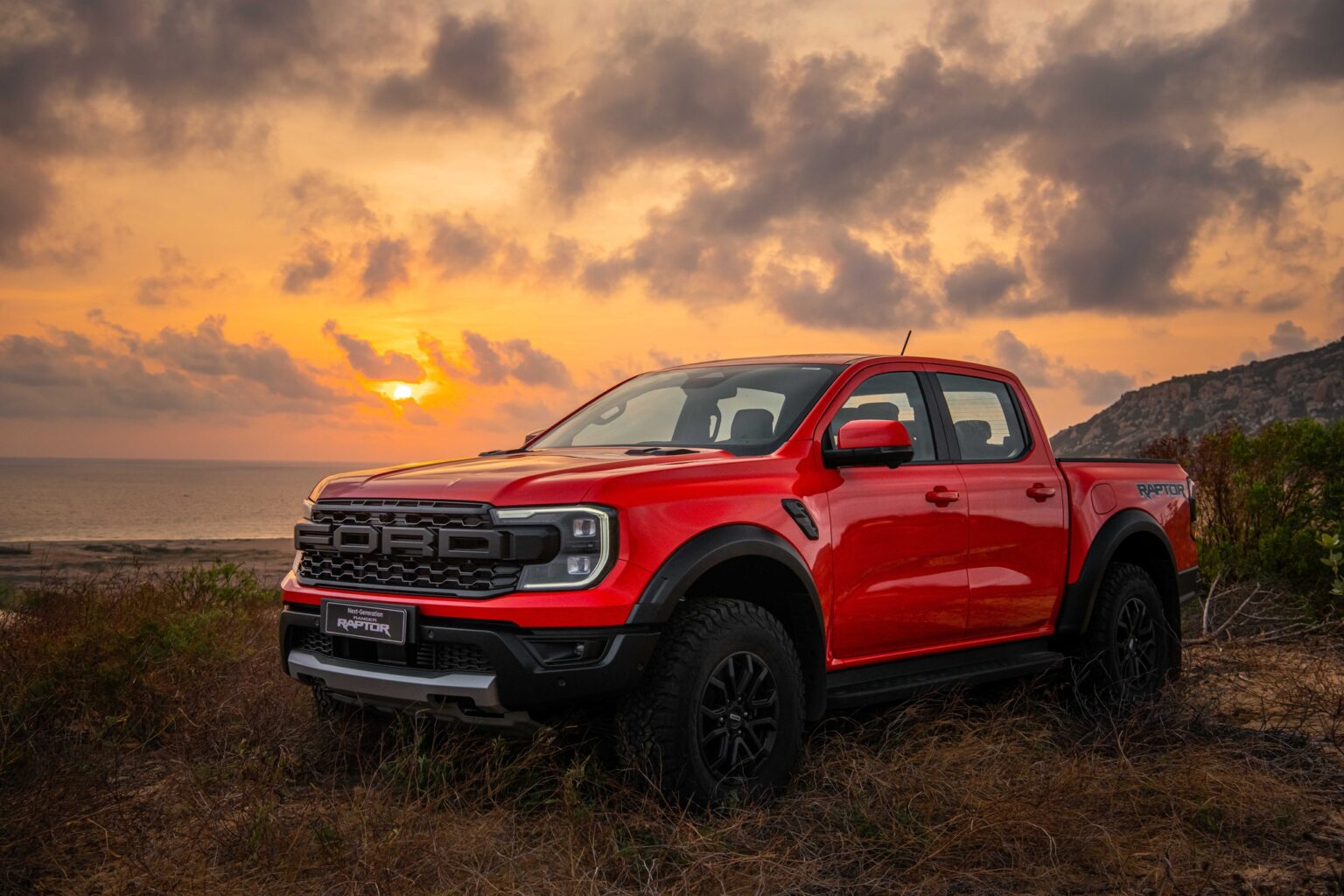 Chi Tiết Ford Ranger Raptor 2026 - Giá Xe, Thông Số Và Thiết Kế